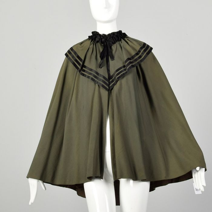 OSFM 1900s Green Wool Victorian Cape Full Layered Satin RibbonTrimmed ...