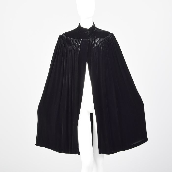 Small 1930s Black Velvet Cape Cartridge Pleating Glamorous Evening ...