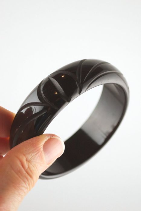 Darkest brown off-black Bakelite bangle wide chunky carved floral ...