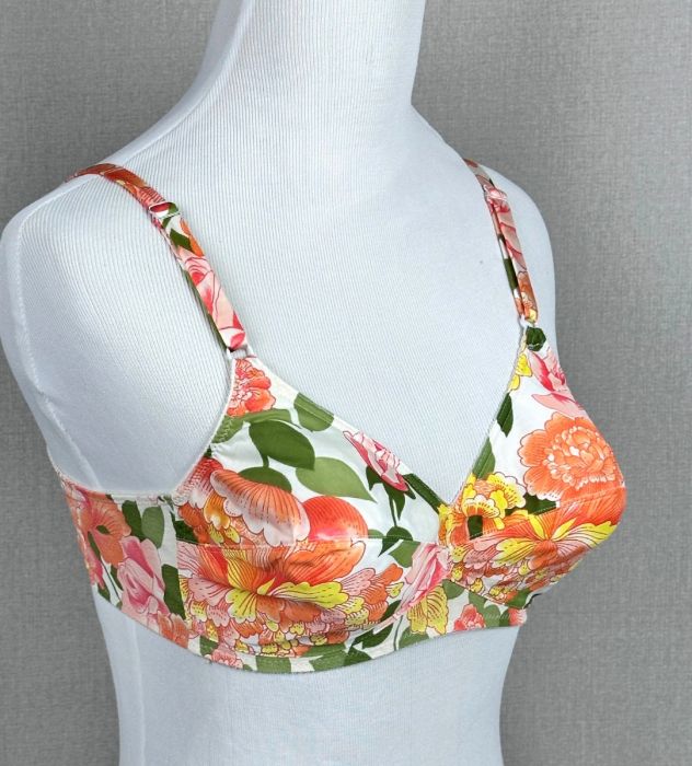 Vintage 70s Vanity Fair Floral Bra 36B | Fashion Conservatory