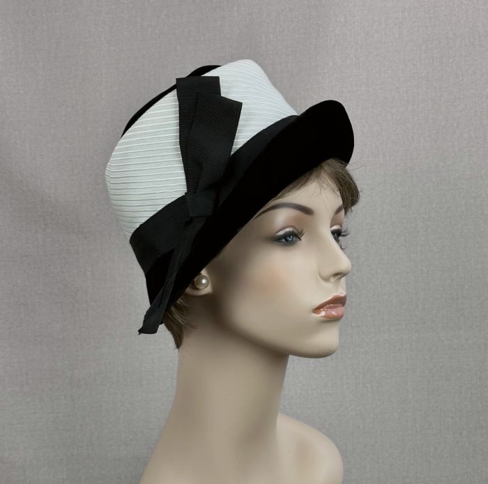 Vintage 60s White and Black Brimmed Cloche Style Hat | Fashion Conservatory
